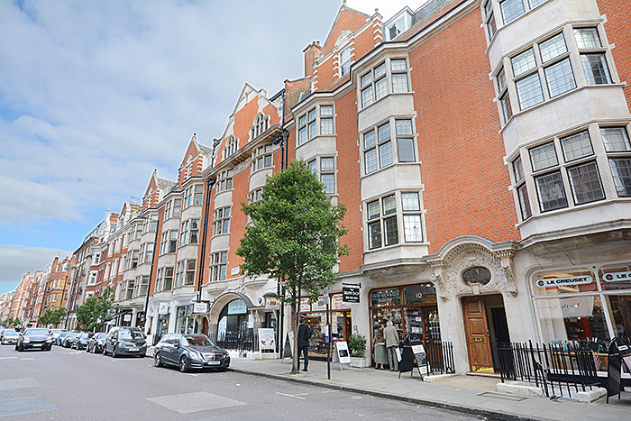 Three bedroom apartment to rent on New Cavendish Street